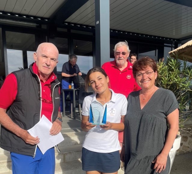 Grand Prix De L Ard che Marie De Ferrier De Montal En Forme Golf grand-prix-de-l-ard-che-marie-de-ferrier-de-montal-en-forme-golf